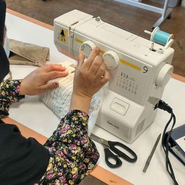 Make Welcome Sewing School – Non-Profit Sewing School for Refugee Women ...